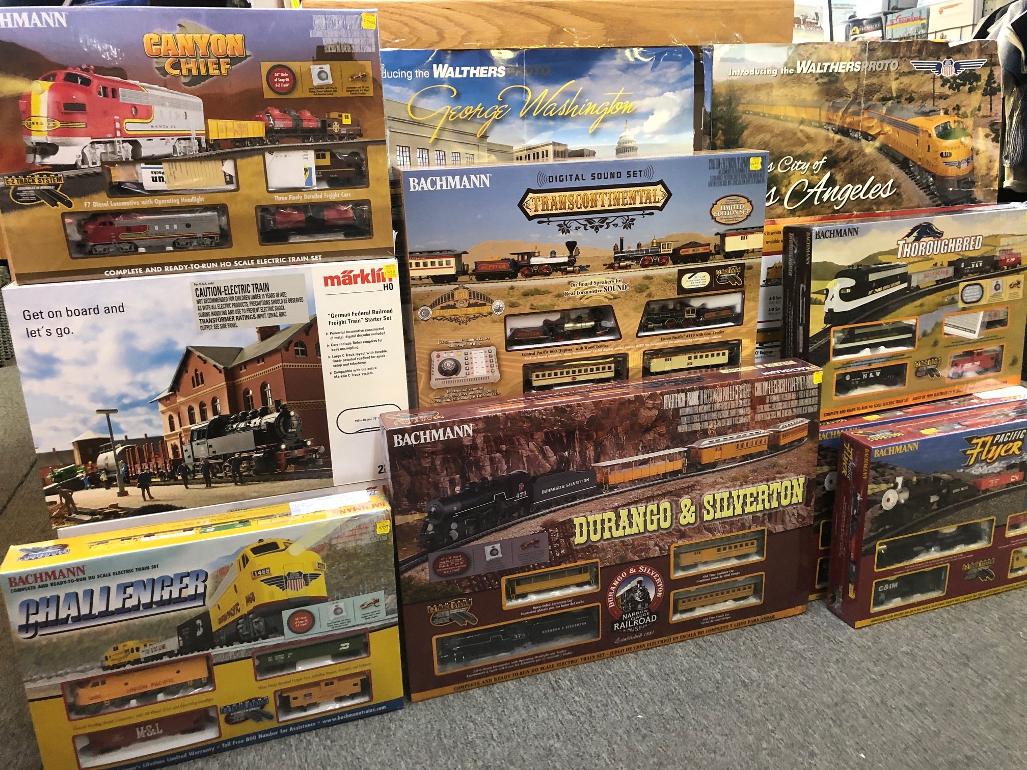 HOLIDAY TRAIN SETS!